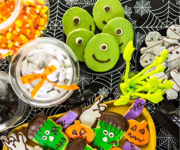 The Best Ideas For Decorating Halloween Desserts With Candy – Appleton ...